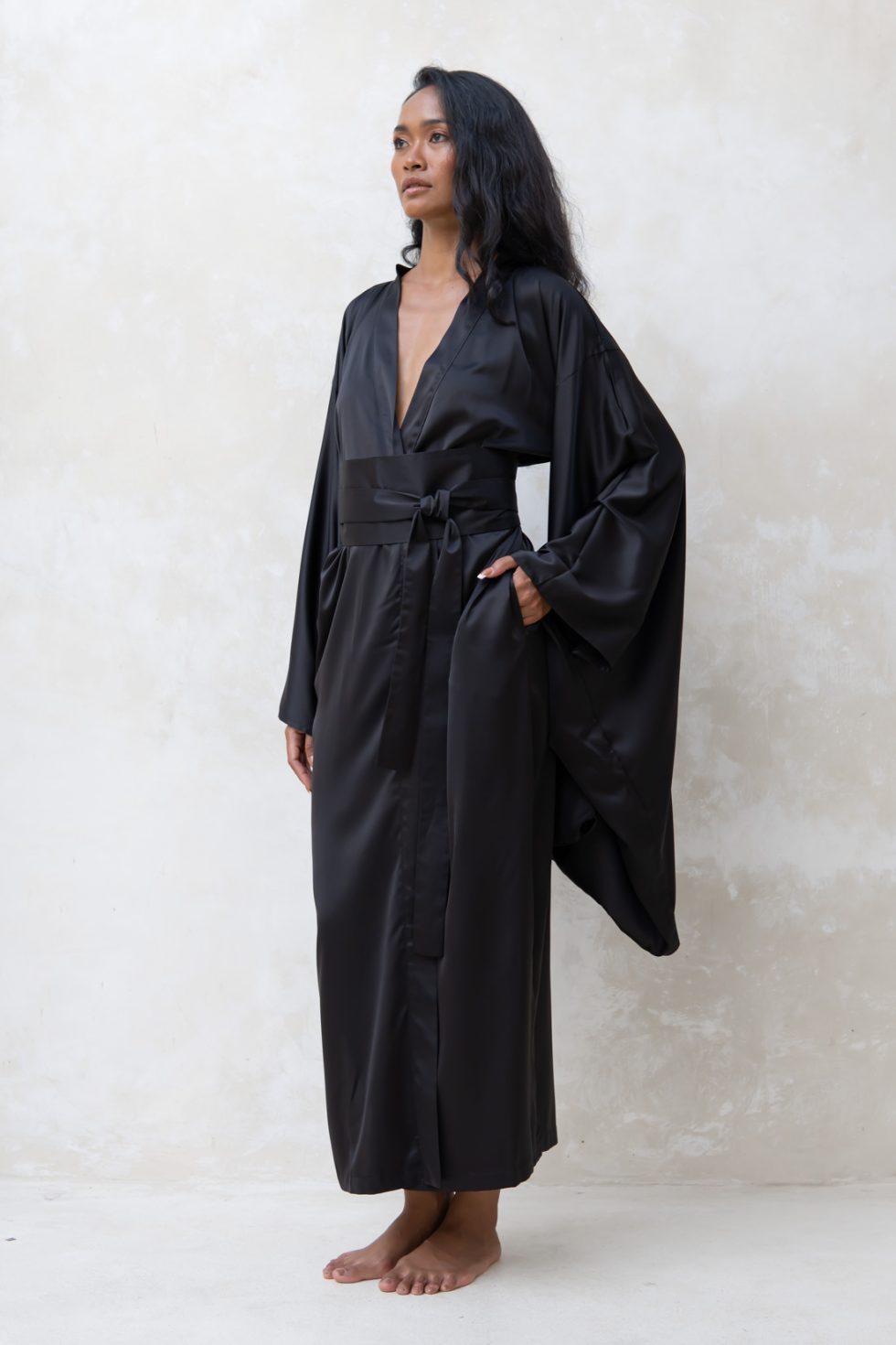 Black Kimono Robes, Kimono Dressing Gowns Ladies | IDENTITY