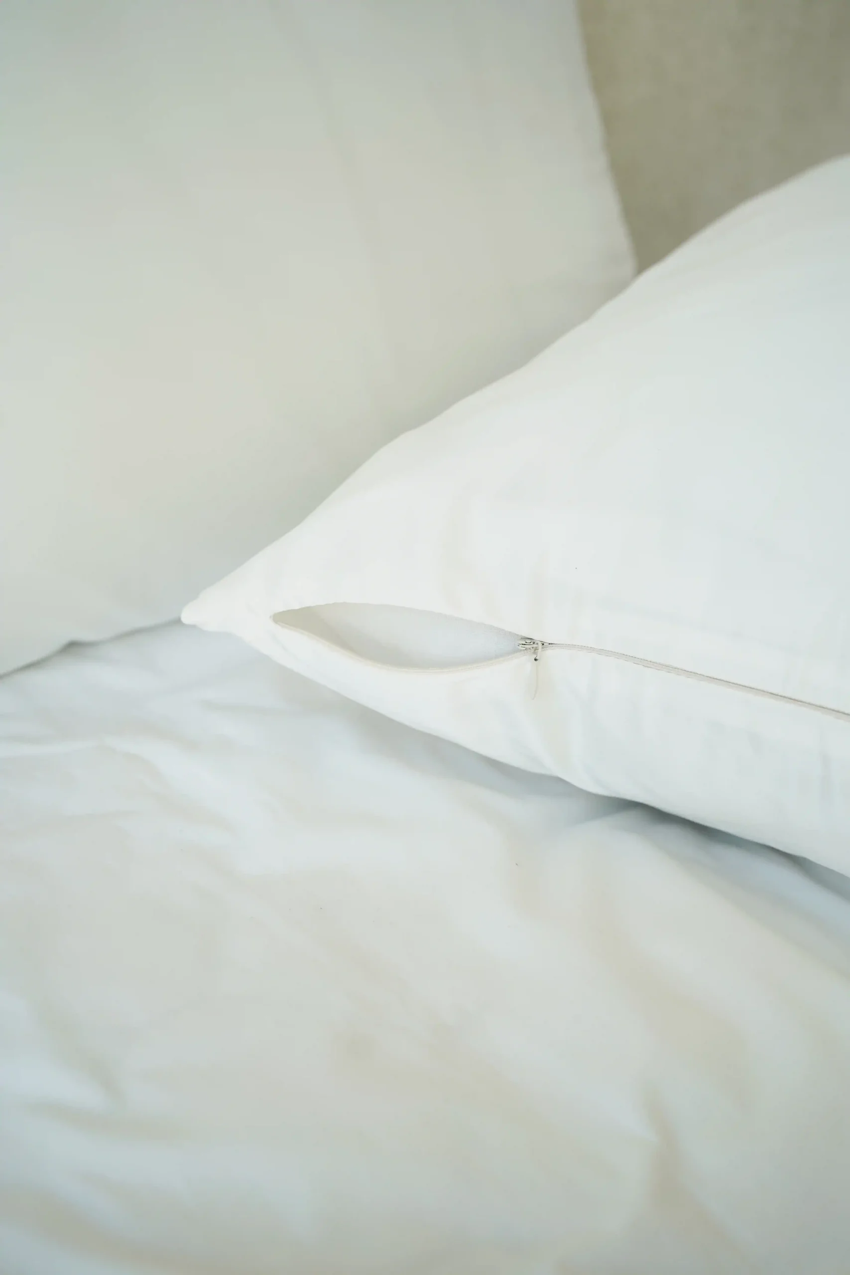 White Silk Pillowcase - IDENTITY LINGERIE